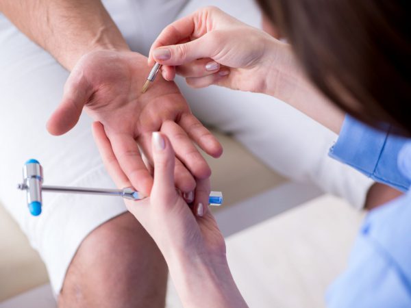 Esame neurologico: perchè è importante conoscerlo? - FisioScience